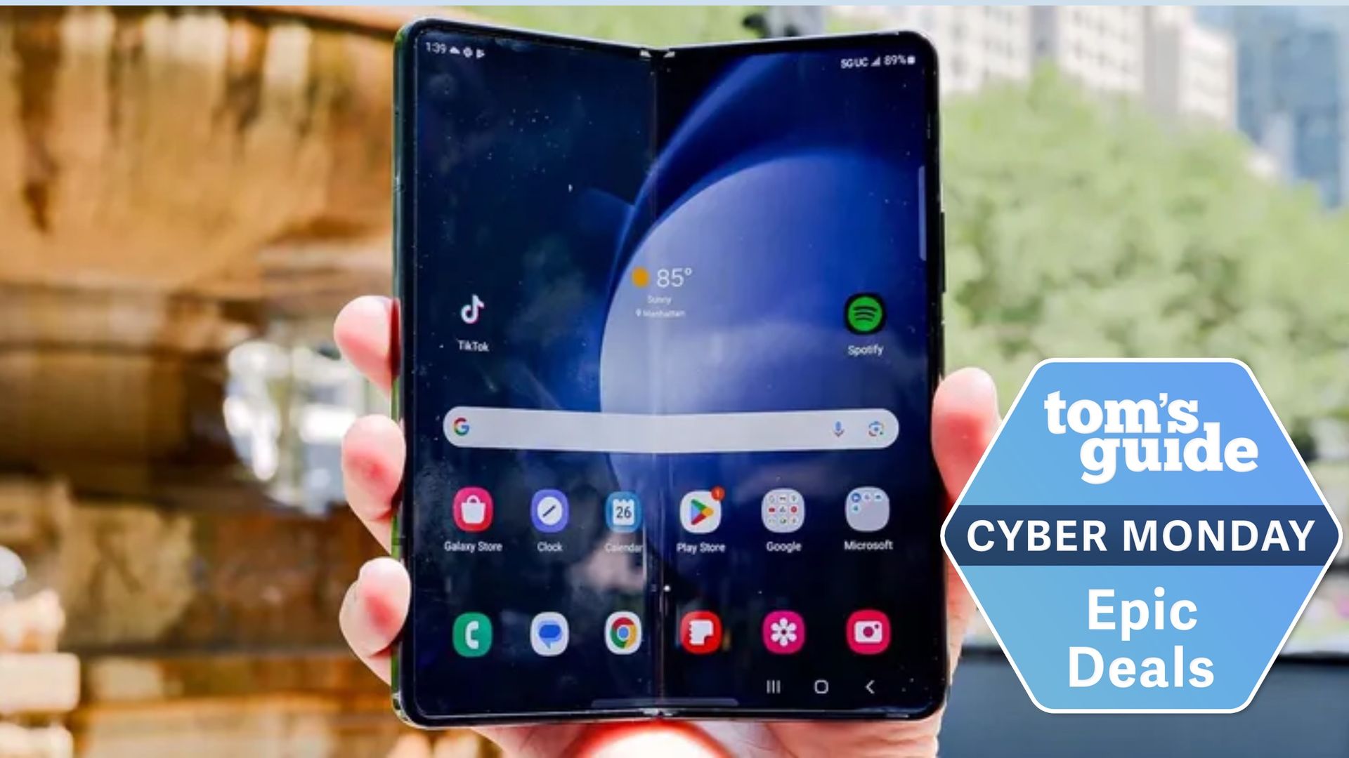 Samsung Galaxy Z Fold 5 is whopping $800 off in last-minute Cyber ...