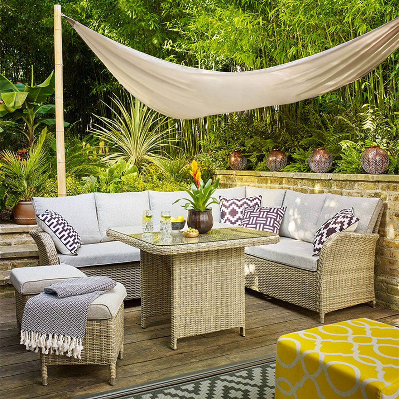 Patio cover ideas - 15 ways to keep your outdoor space sheltered ...