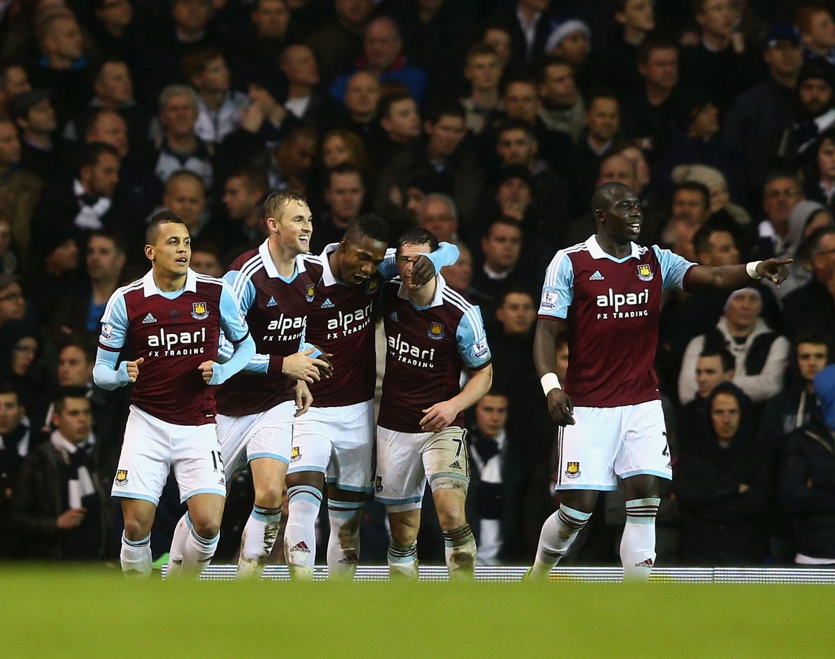 Allardyce hails West Ham fight in Spurs cup win | FourFourTwo