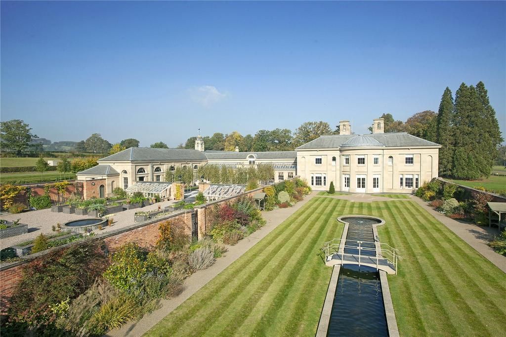 One of the greatest homes built in Britain this century has just come ...