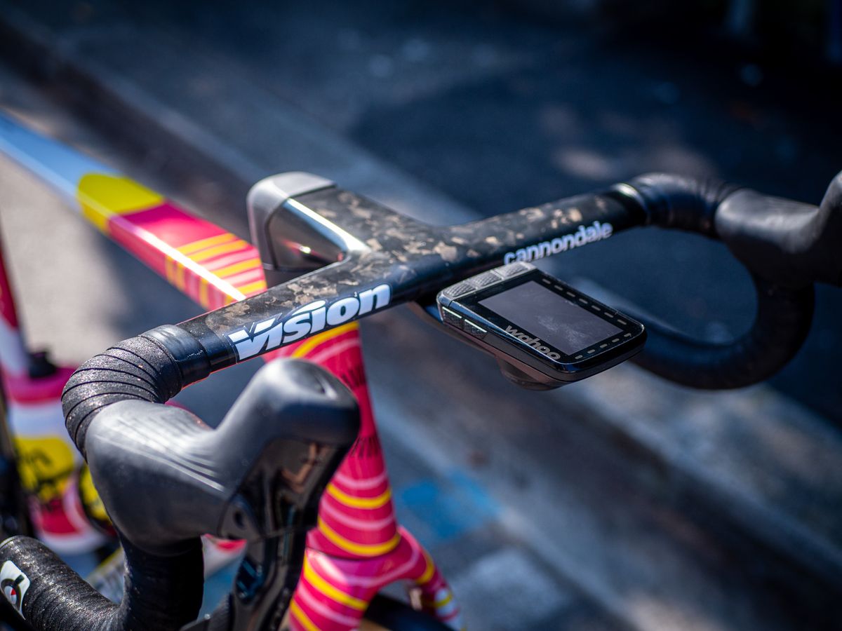 Pro bike check: Neilson Powless' EF Education-EasyPost Cannondale ...