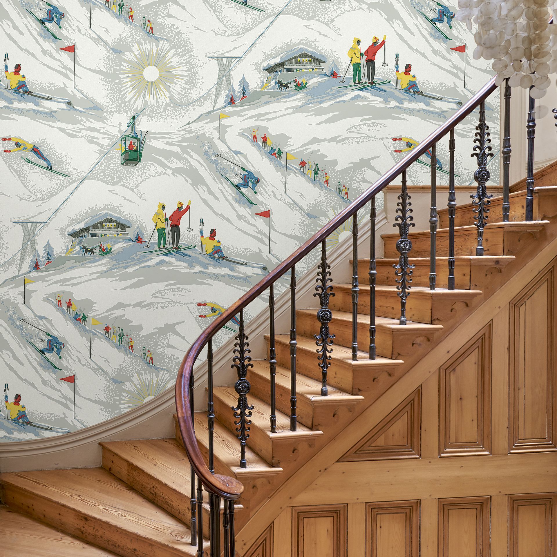 Stair wallpaper ideas: 10 ways with stairwell wallpaper | Homes and Gardens