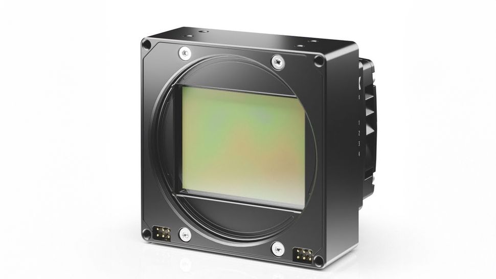 100MP? Psh. This medium format camera has a whopping 245.7MP resolution ...