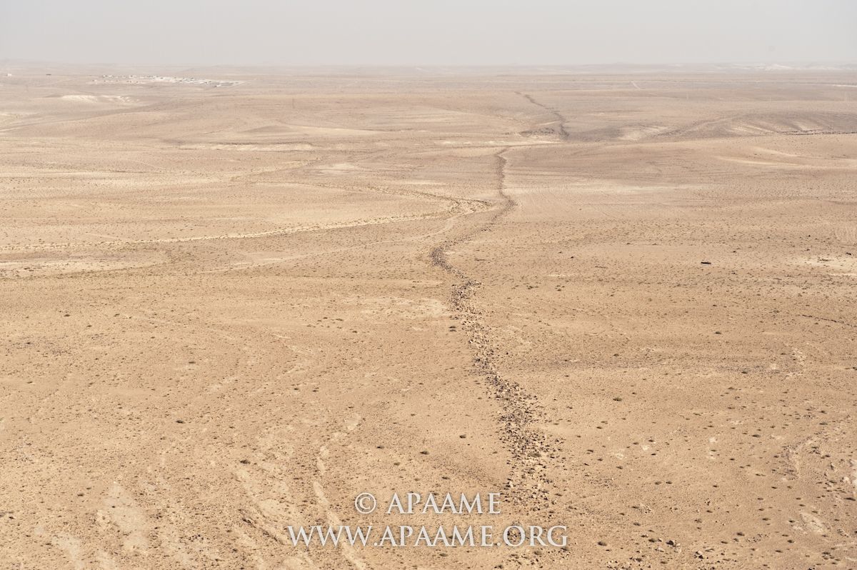 Photos: Ruins of Mysterious Wall Found in Jordan | Live Science