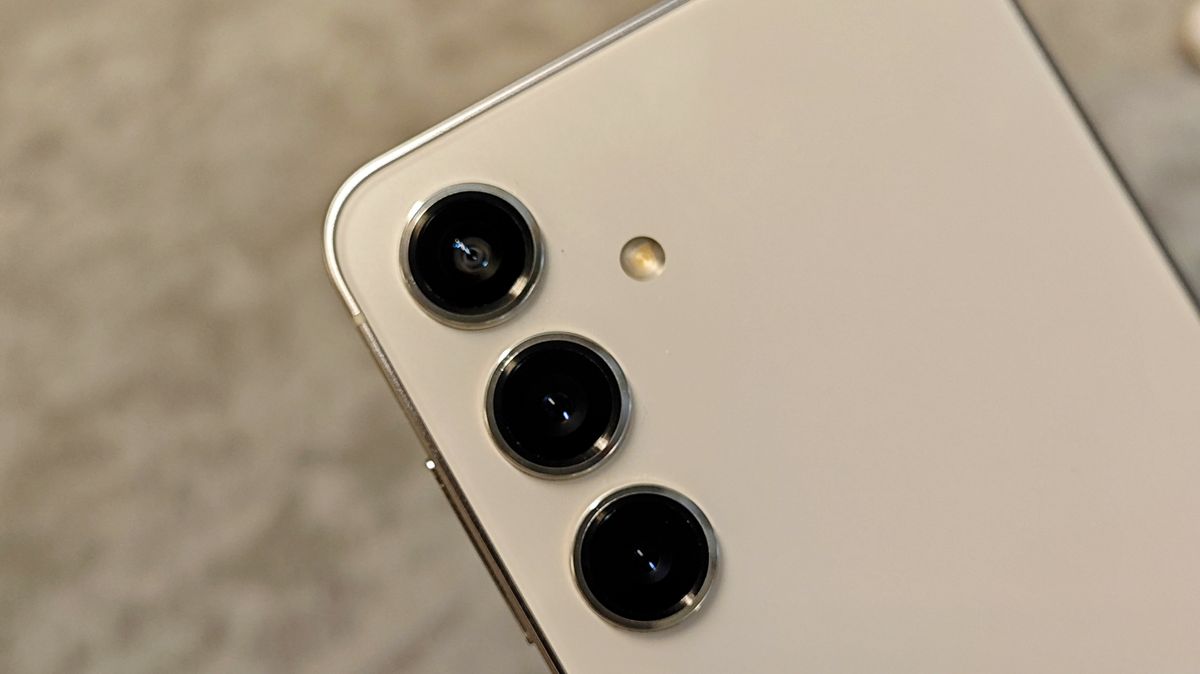 Samsung Galaxy S24 vs Samsung Galaxy S22: the key differences | TechRadar