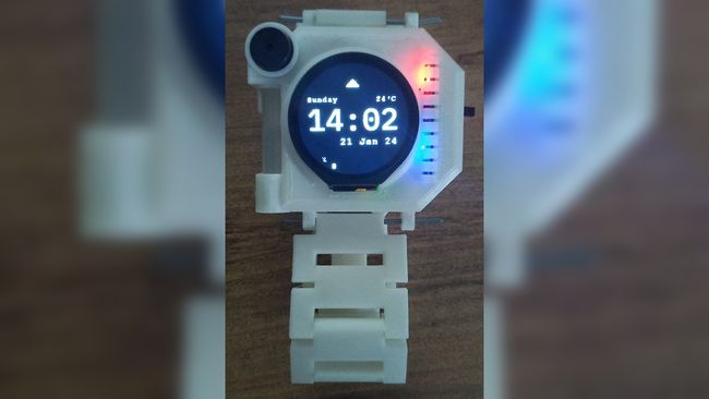 Raspberry Pi Pico powers open source smart watch | Tom's Hardware