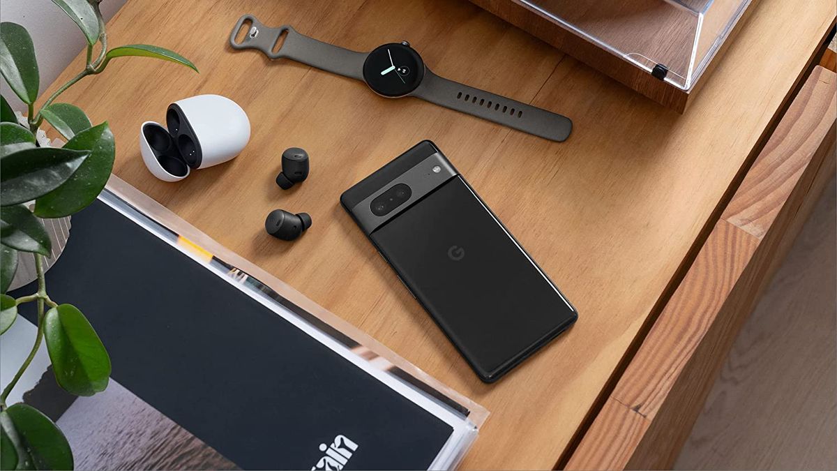 Ex-Microsoft developer brings Android 14 to Surface Duo | Windows Central