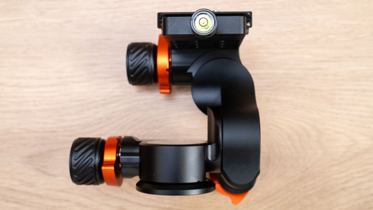 K&F Concept 3-Way Geared Tripod Head review: precision camera movements ...