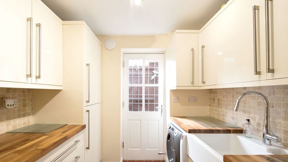 How much do replacement kitchen unit doors cost? The experts explain ...