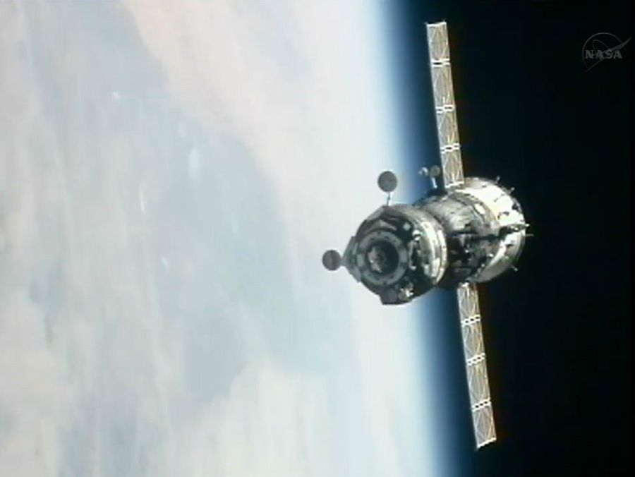 Soyuz Spacecraft Docks at Space Station with New US-Russian Crew | Space