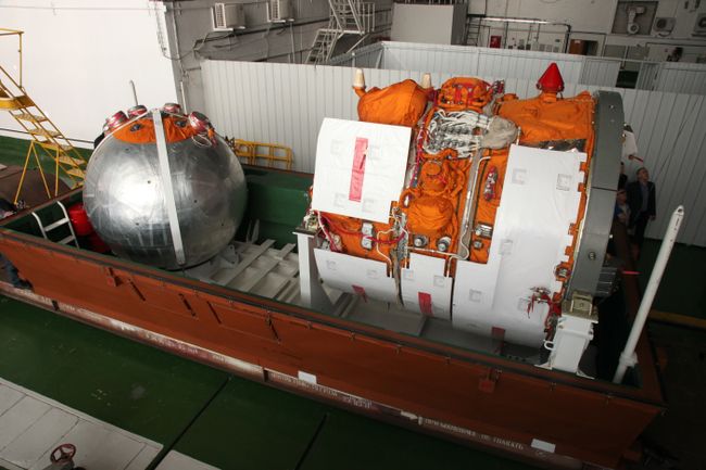 Animals in Space: Russia's Bion-M1 Space Capsule Carries Cosmic Zoo ...