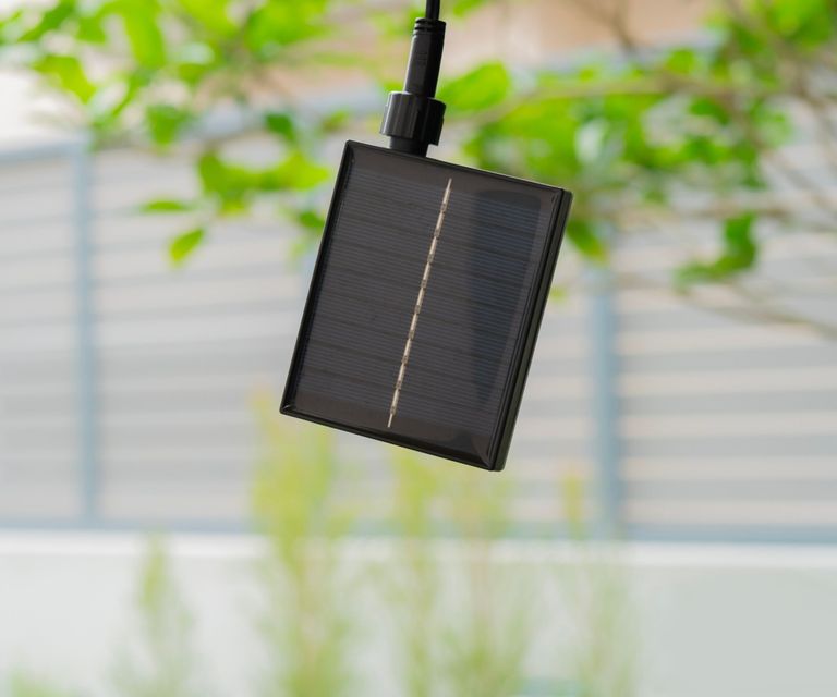 How to clean solar lights – expert cleaning tips | Homes and Gardens