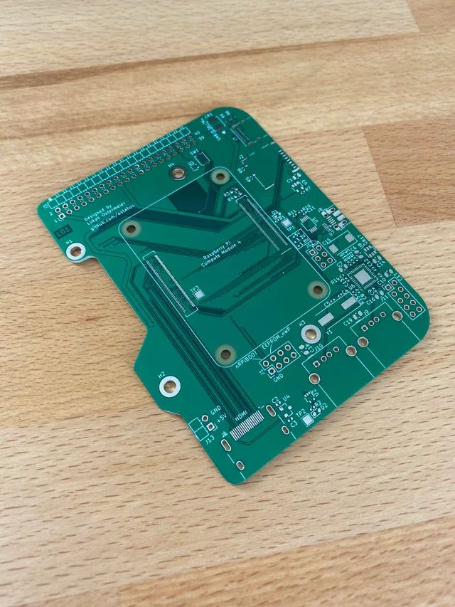Maker Creates Custom Raspberry Pi Compute Module 4 Tablet | Tom's Hardware