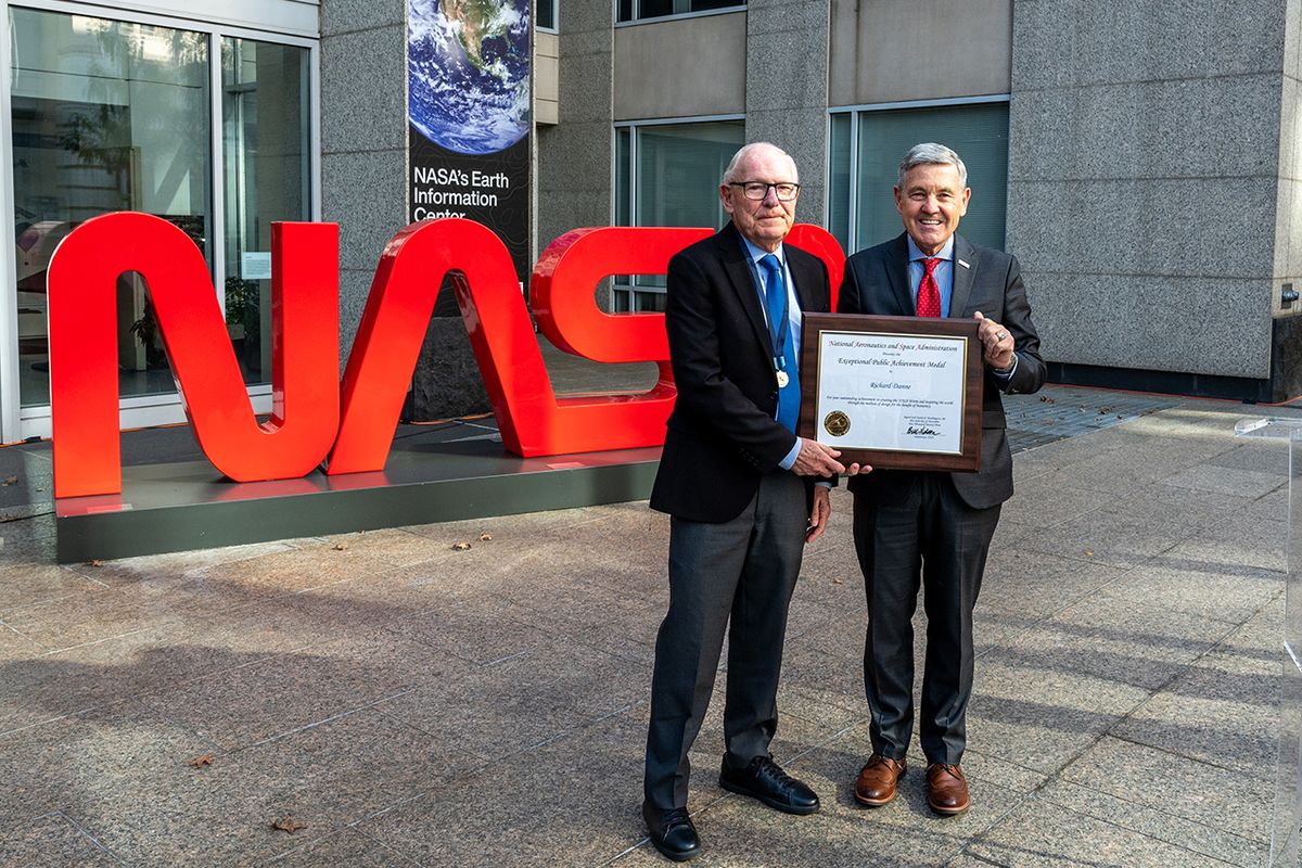 NASA dedicates giant 'worm', honors logo designer Richard Danne | Space
