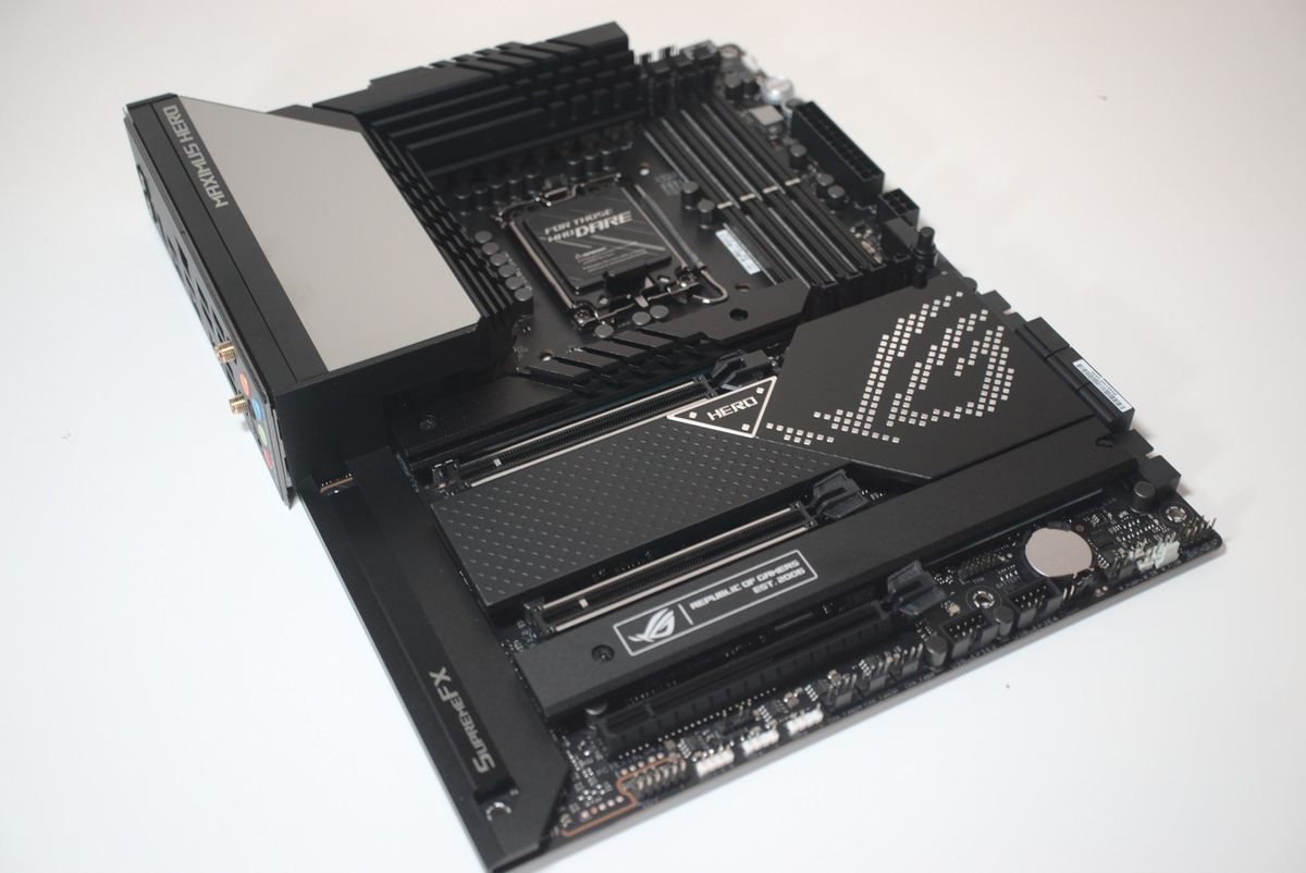 NZXT N7 Z690 review: NZXT refreshes its gorgeous Intel motherboard for ...