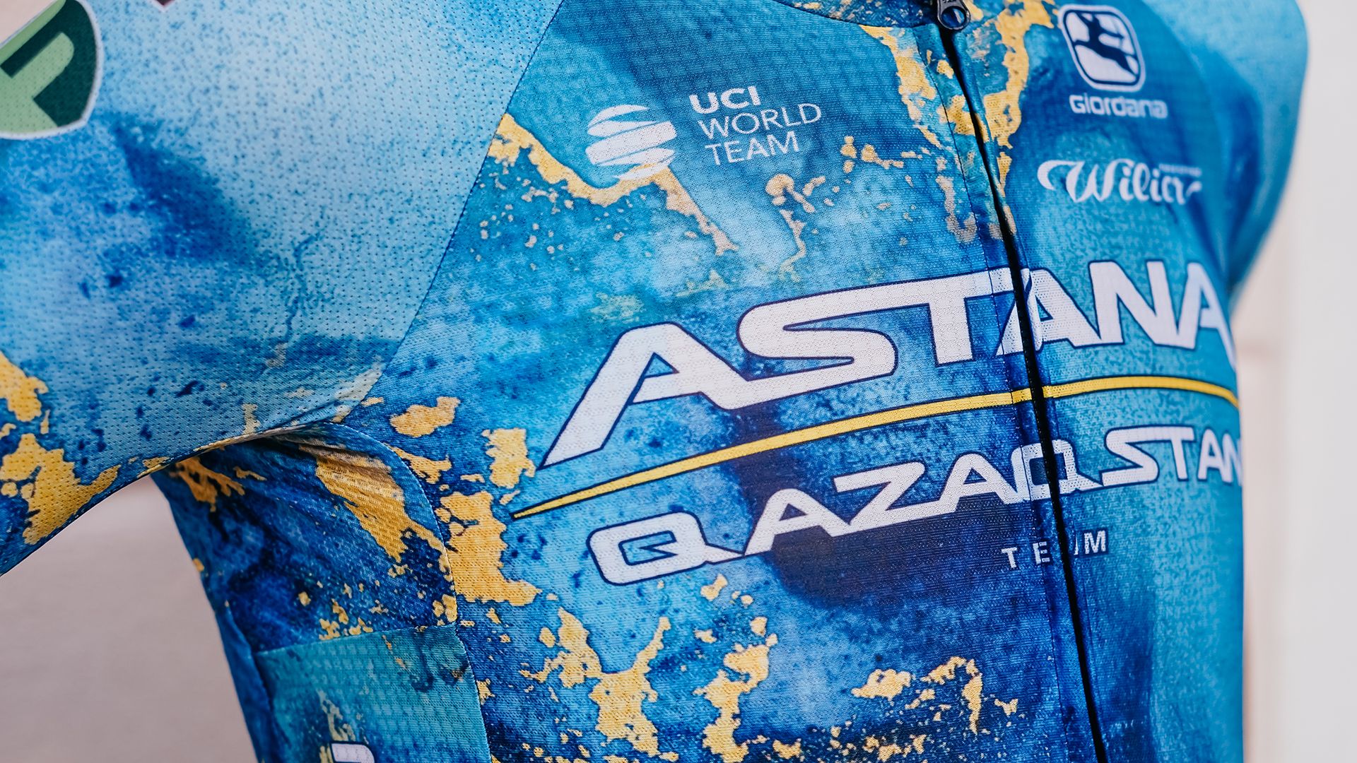 Astana Qazaqstan unveil 'veins of mineral stones' kit for Tour de France | Cyclingnews