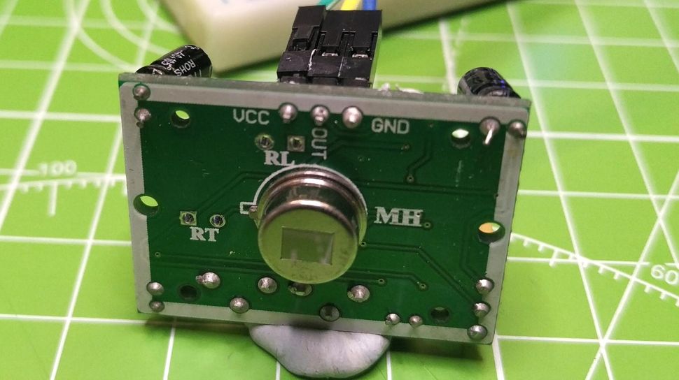 How to Use a Motion Sensor with Raspberry Pi Pico | Tom's Hardware