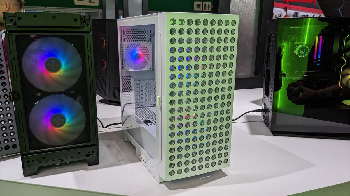 Cougar's newest PC case includes an RGB turntable for your action ...