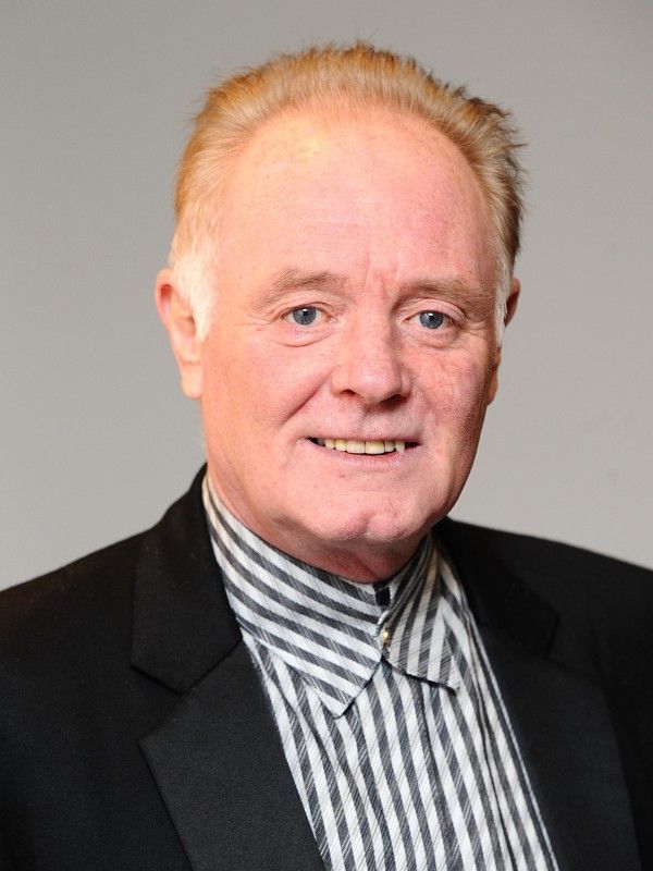 Ex Corrie star Bruce Jones reveals: I live on benefits | News ...