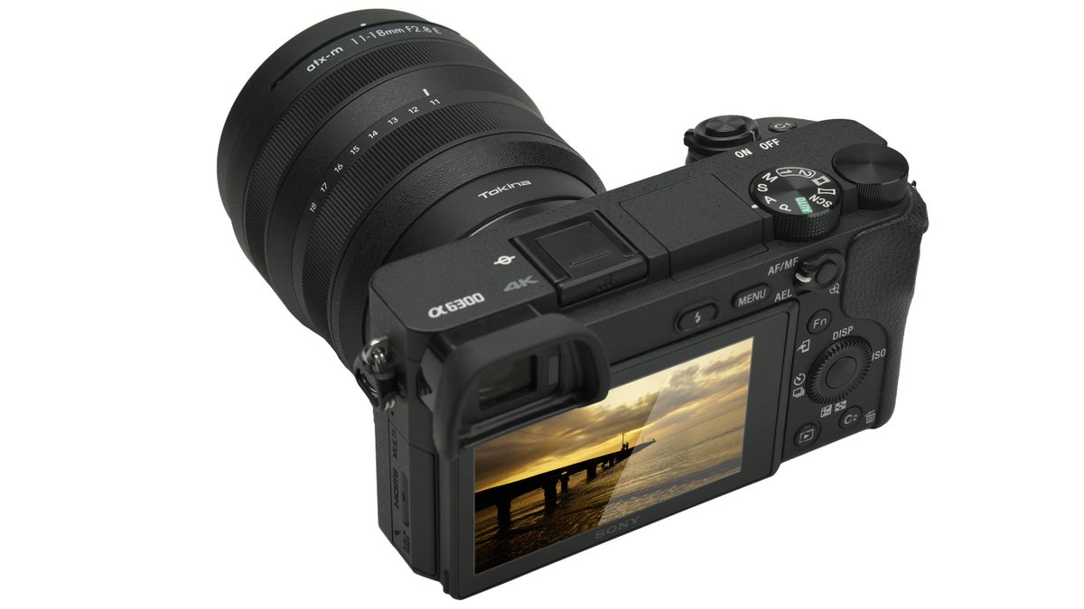 Tokina launches its first ever zoom lens for mirrorless cameras ...