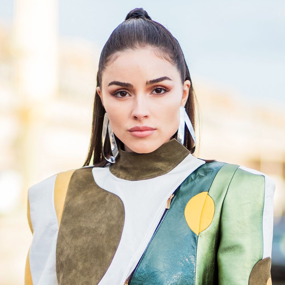 Olivia Culpo Gets Coolaser Skin Treatments to Get Her Glowing Skin ...