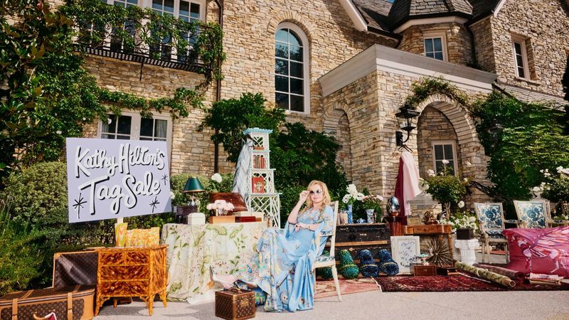 See inside the home of Kathy Hilton and discover their home decor ...