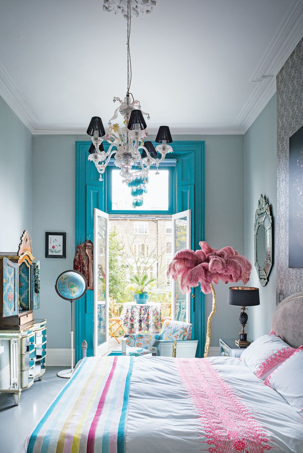Tour Matthew Williamson's home in London | Livingetc
