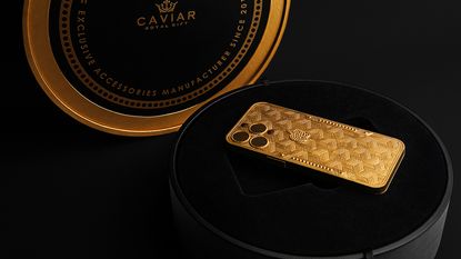 Delicious-looking chocolate iPhone 15 costs almost as much as the real ...