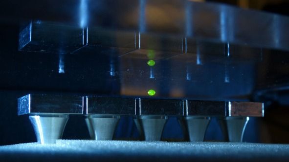 Sound Waves Can Levitate and Manipulate Moving Objects | Live Science