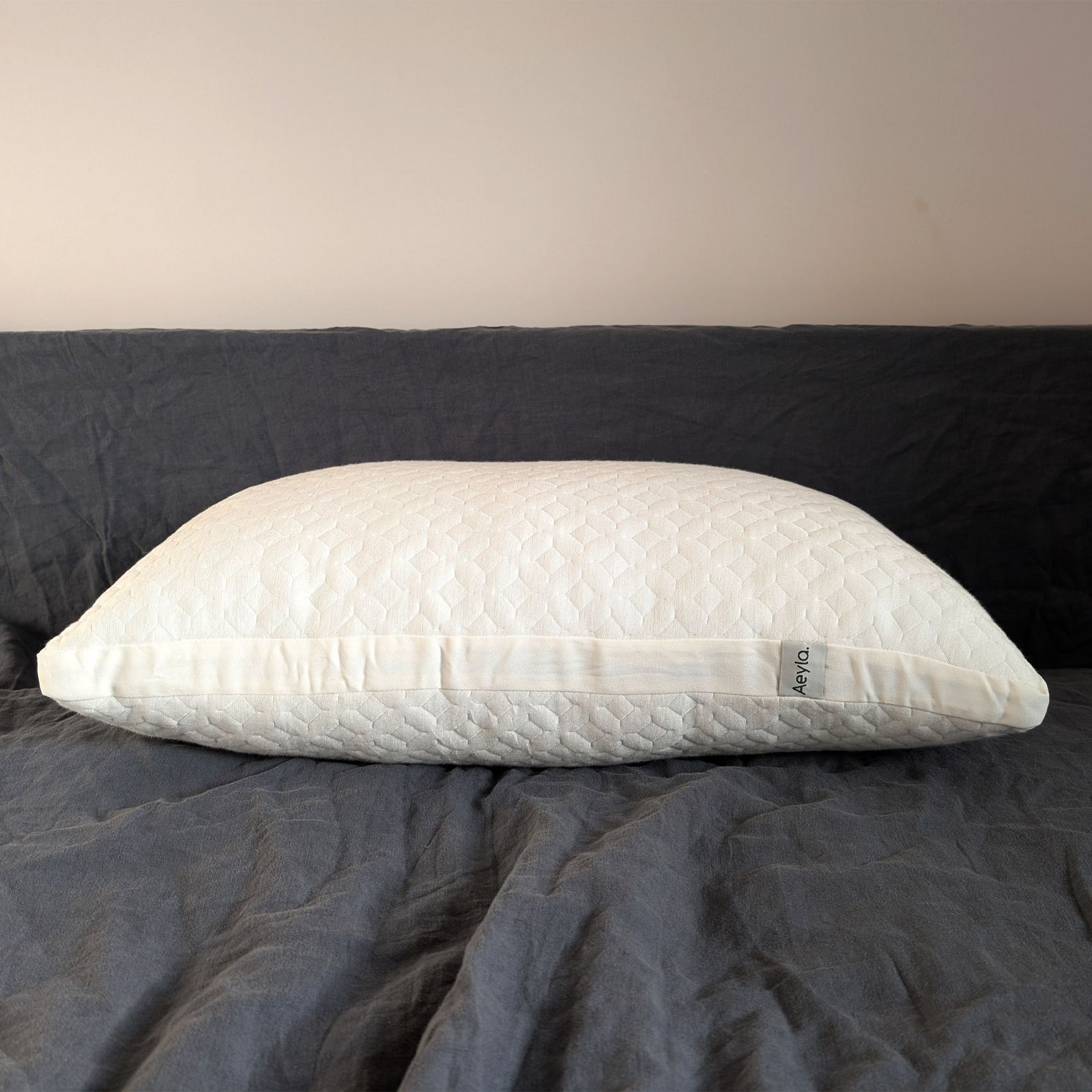 Aeyla Adjustable FOAMO Pillow review: tried and tested | Ideal Home
