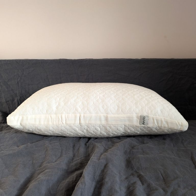 Aeyla Adjustable FOAMO Pillow review: tried and tested | Ideal Home