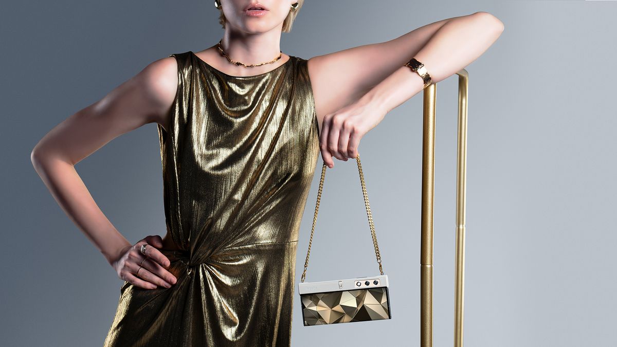 Honor just showed off a foldable that you carry as a purse | Android ...