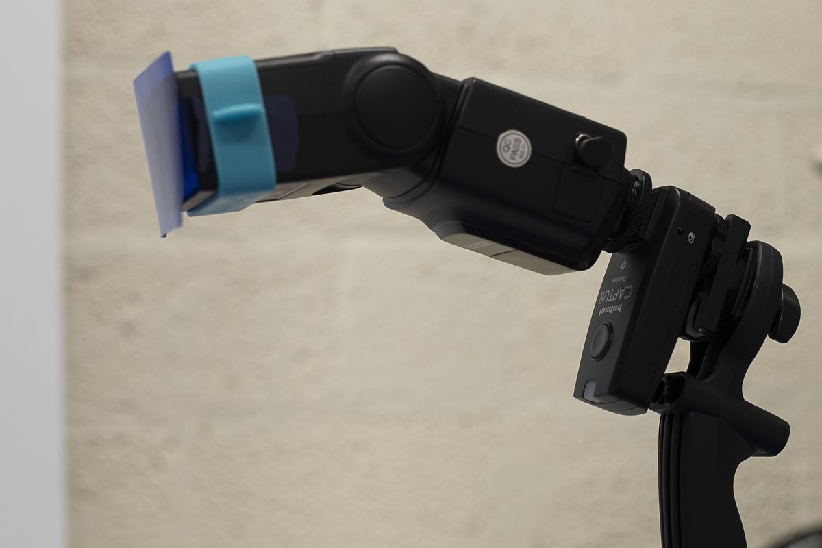 Home photography ideas: Flash & splash with water balloon portraits ...