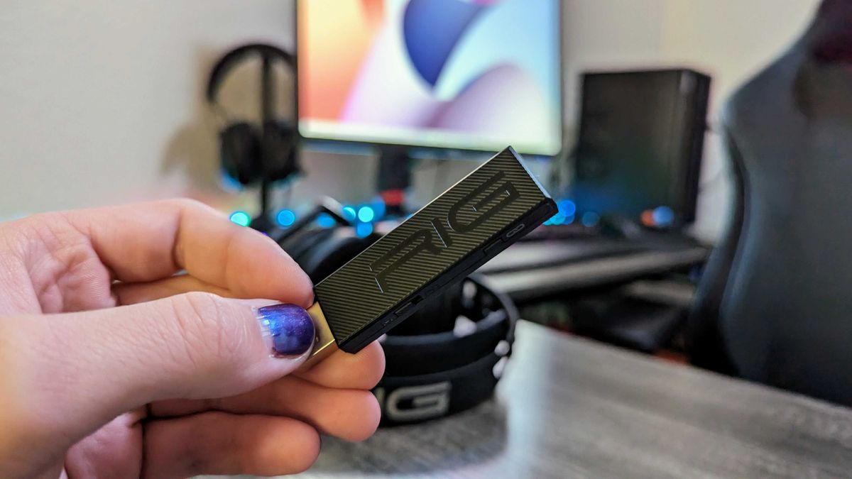 Review: The RIG 900 MAX HX is a great premium Xbox headset | Windows ...