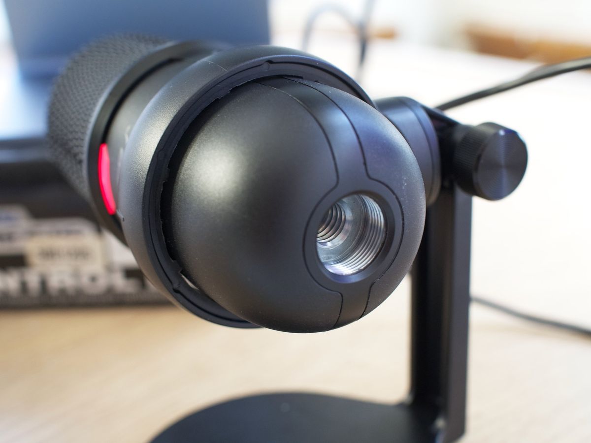 HyperX SoloCast review: A small and simple but mighty USB microphone ...