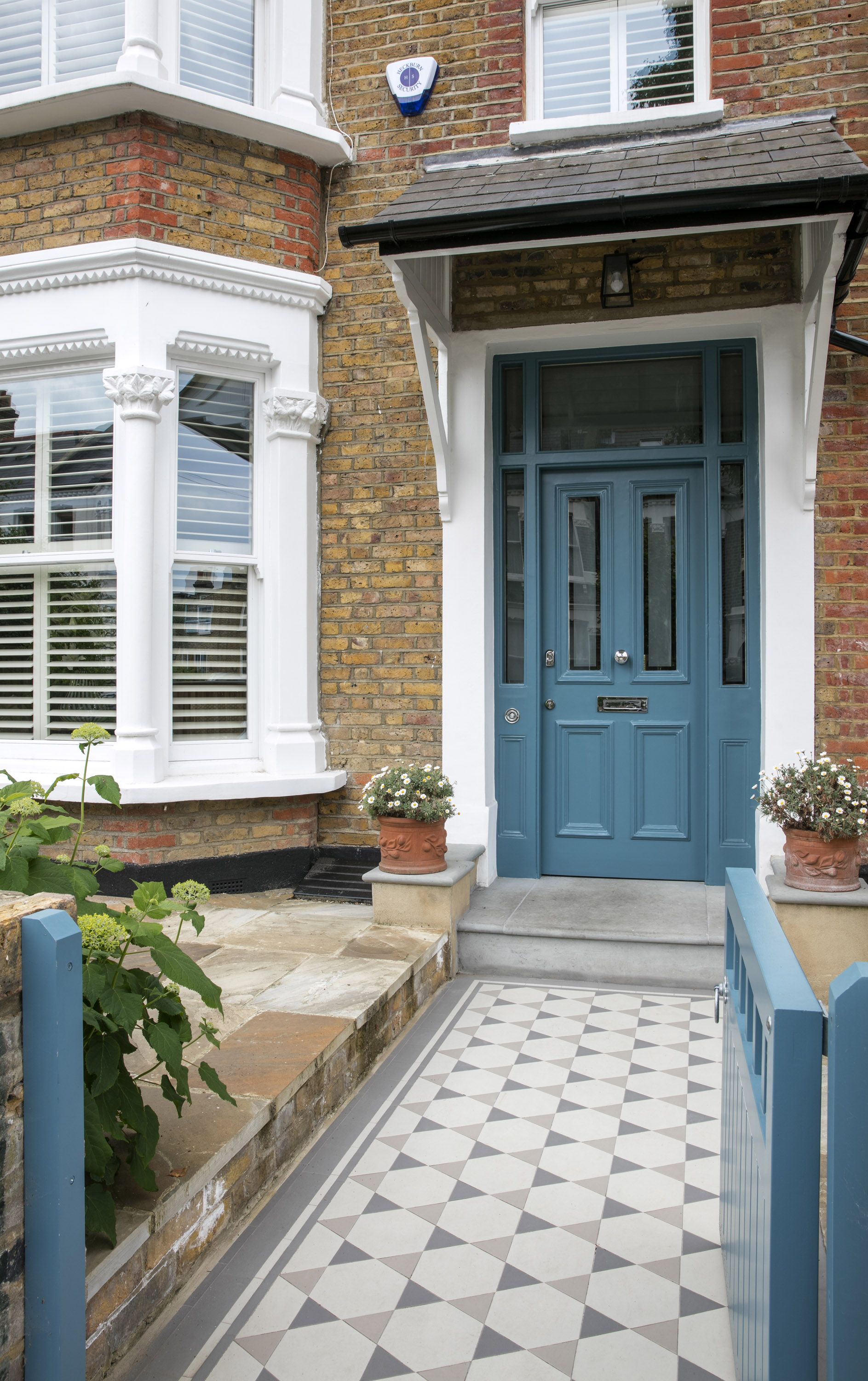 25 front garden ideas to smarten up your home's exterior | Gardeningetc