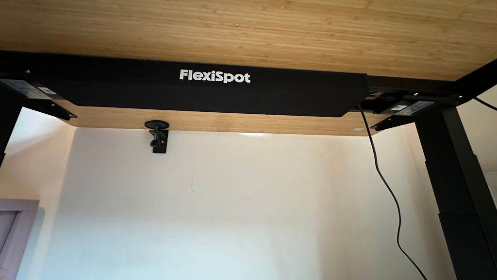 Tested: the FlexiSpot E9 standing desk offers plenty of workspace ...