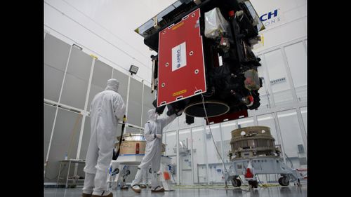 Solar Orbiter: The US-European mission to explore the sun's poles in ...