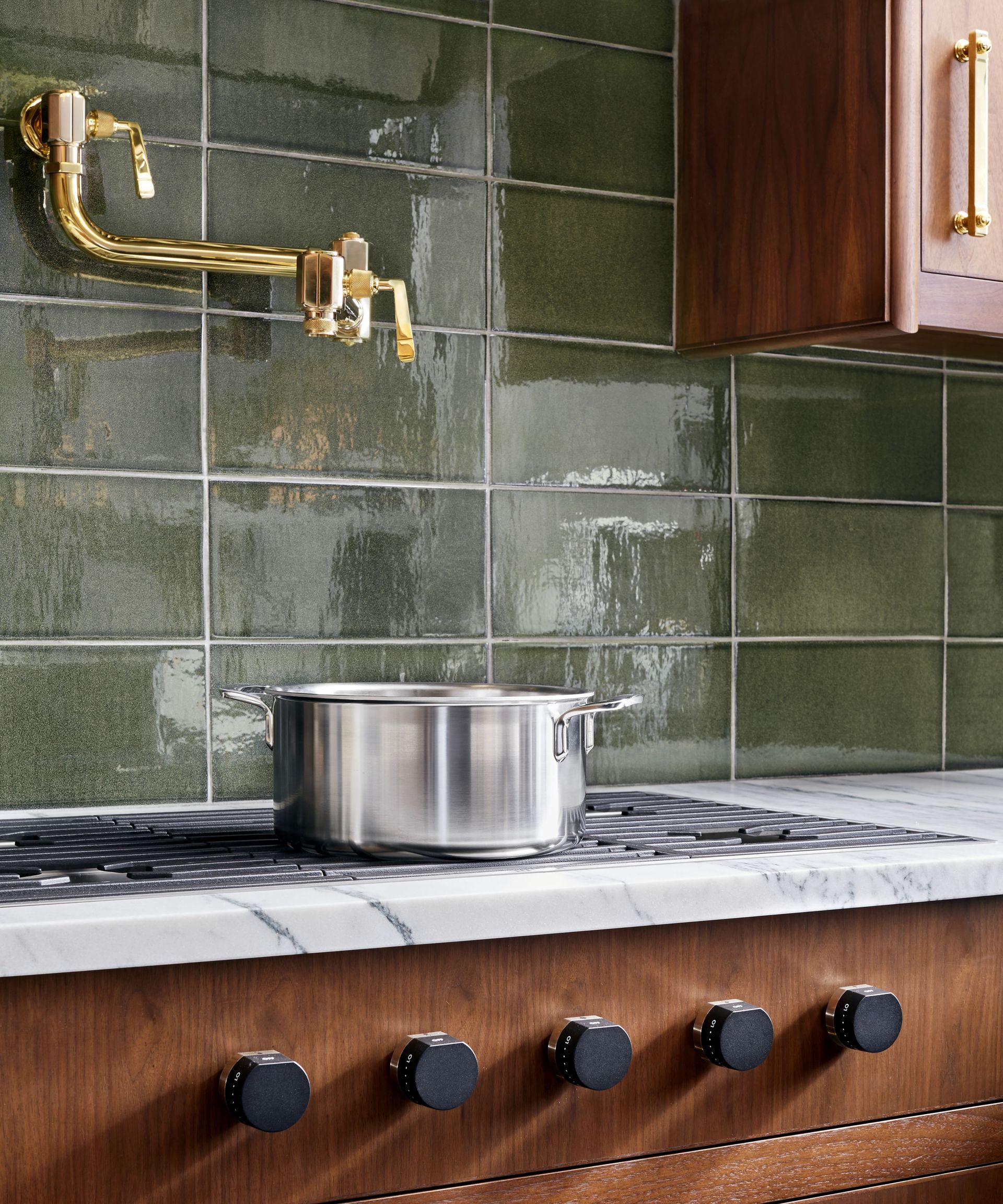 Pot fillers are trending – kitchen design experts approve | Homes and ...