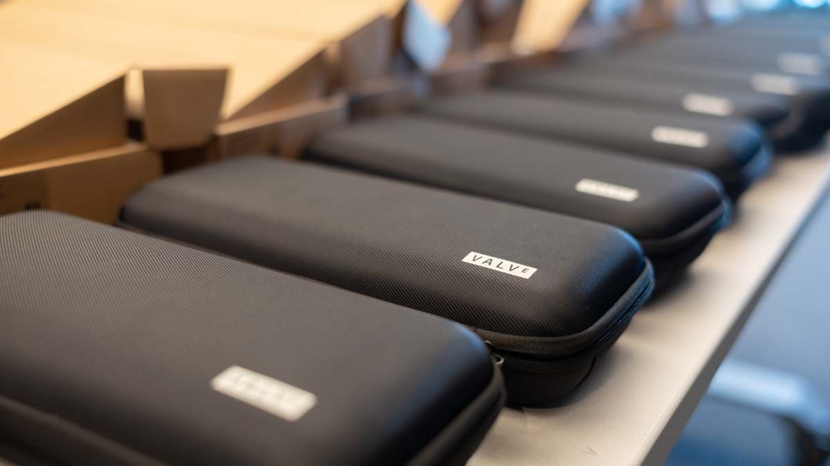 Valve is shipping Steam Deck dev kits to developers right now | PC Gamer