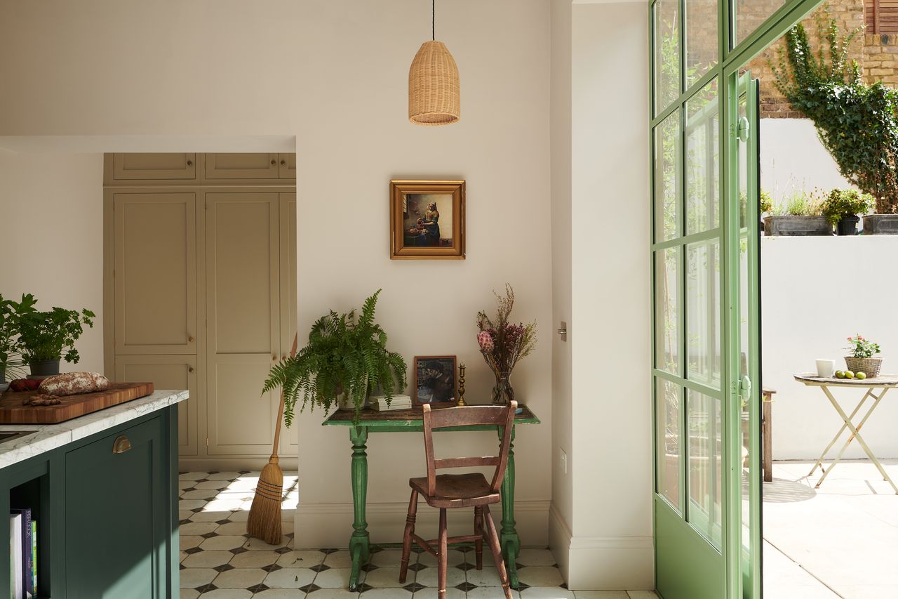 Colors that go with beige – 7 combinations to try | Livingetc