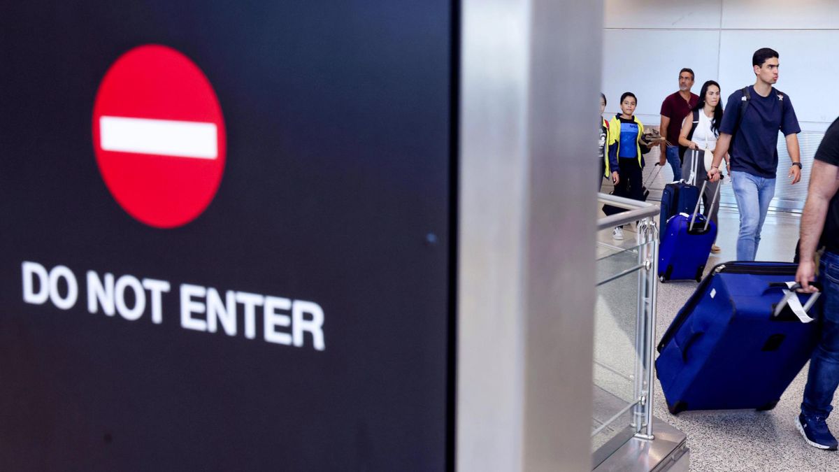 Travel ban: It's back and it's bigger | The Week