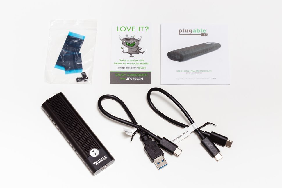 Plugable USBC-NVMe SSD Enclosure Review: Tool-Free NVMe With USB Type-C ...