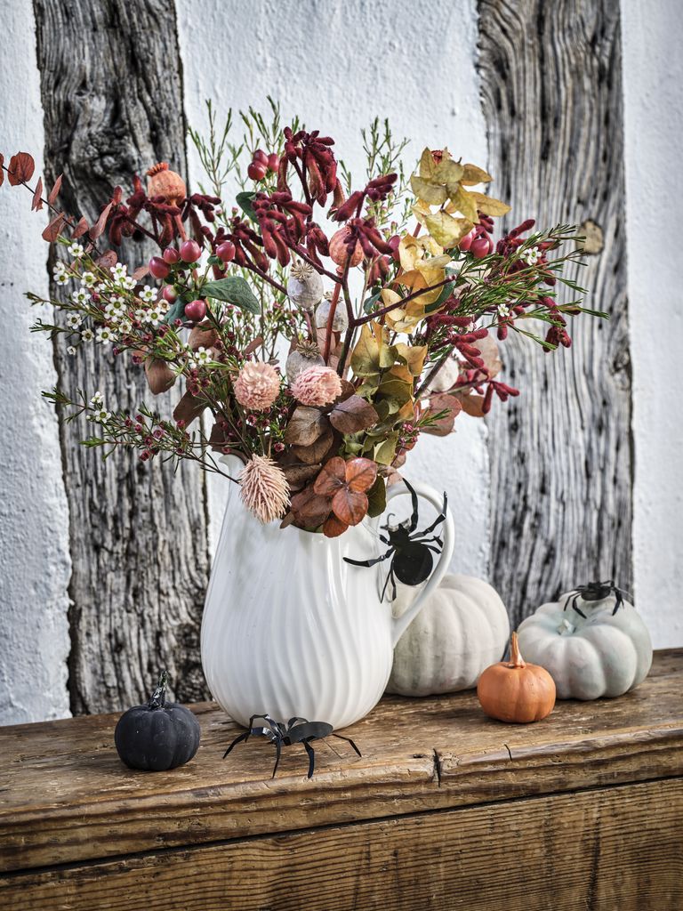 Halloween craft ideas: 12 stylish and spooky displays | Homes & Gardens