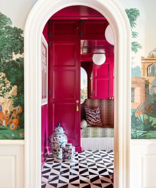 6 ways to decorate a windowless room, according to interior designers ...