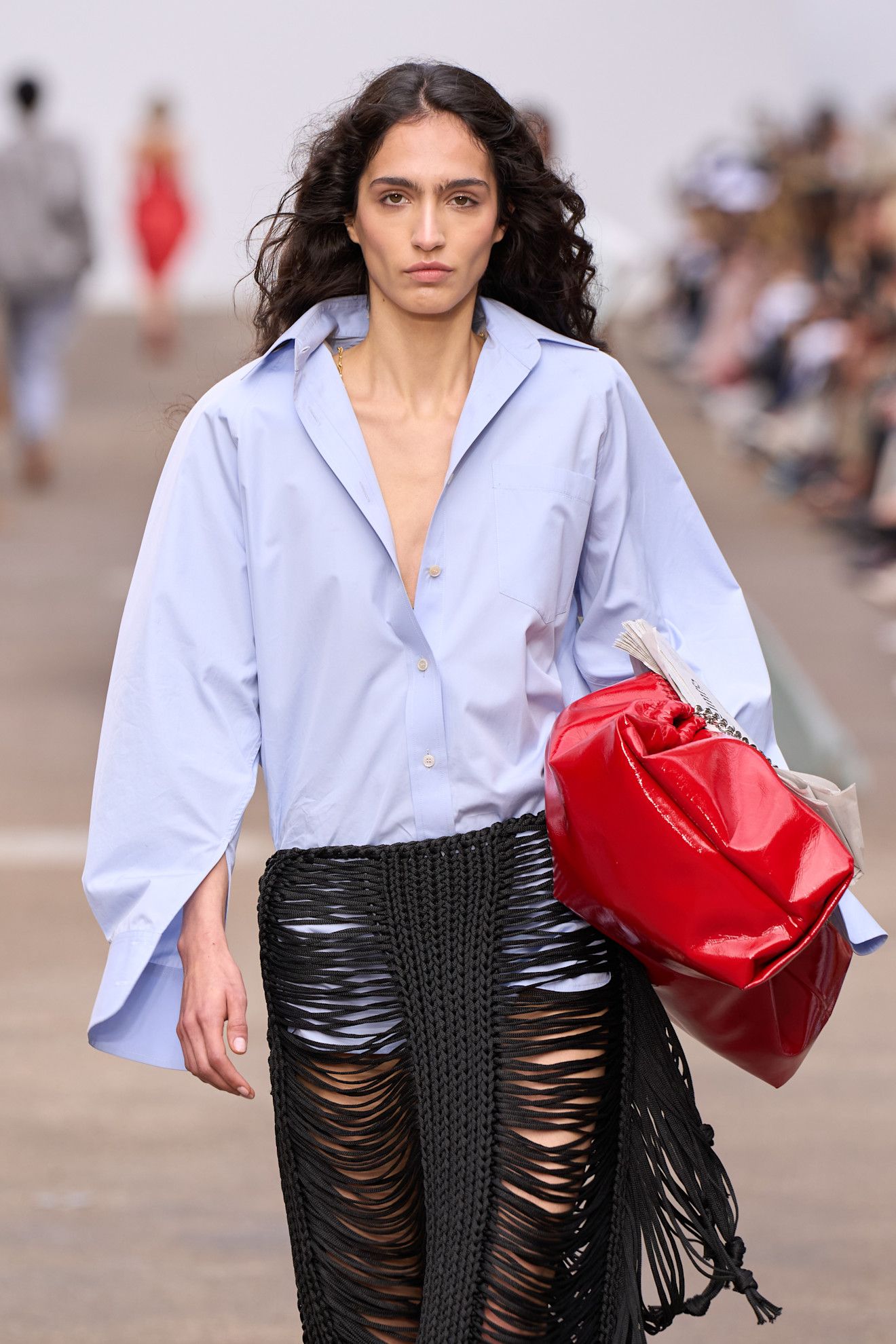 The 7 Chicest Colours to Wear With Light Blue in 2025, According to a ...