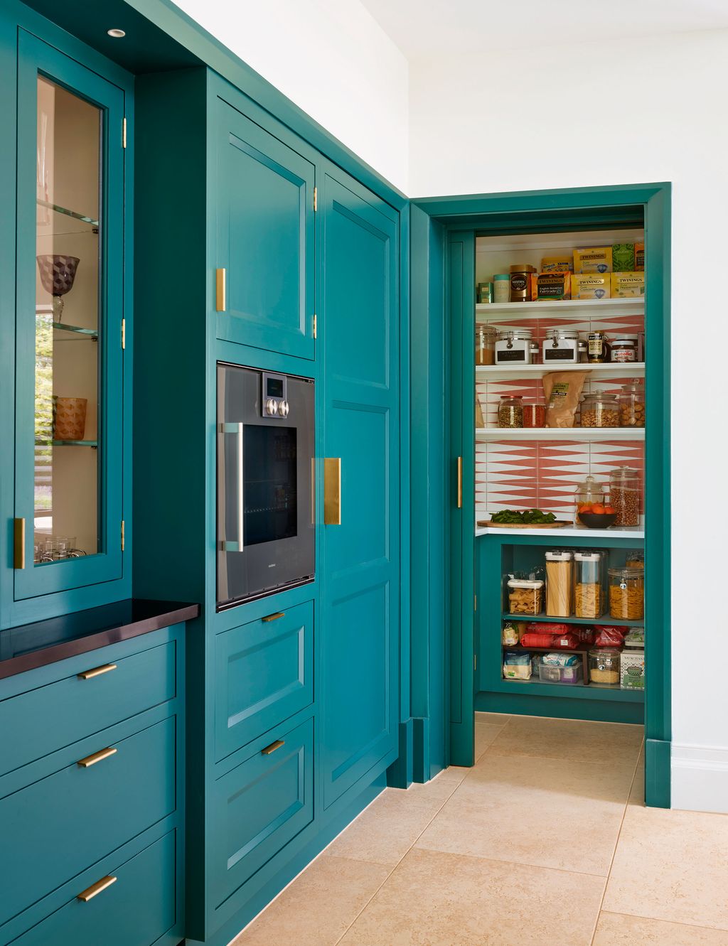 How can I make my pantry look expensive? 10 features of good design ...