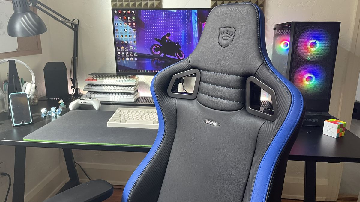 Noblechairs Epic Compact review: The ultimate gaming chair for short ...
