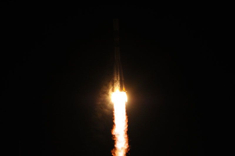 Rocket Launch Photos: Progress 54 Cargo Ship Makes Space Station ...