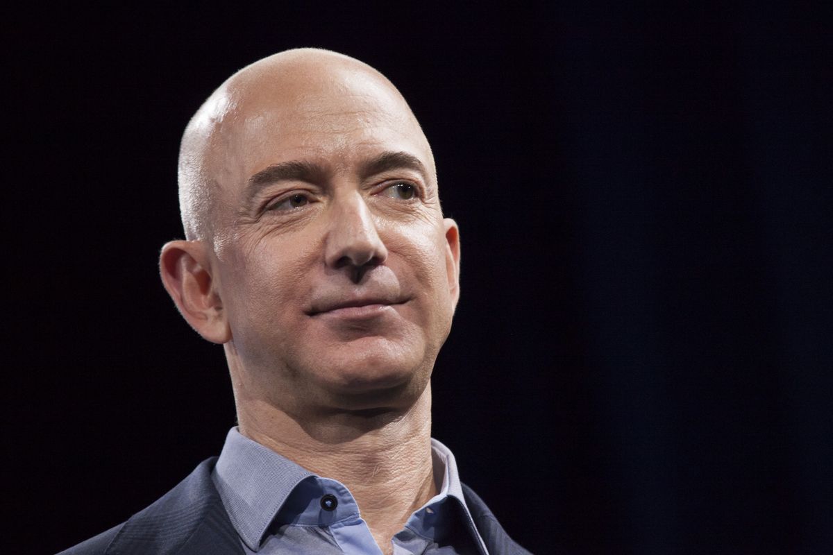 Amazon's Jeff Bezos accuses National Enquirer publisher of blackmail ... Amazon's Jeff Bezos accuses National Enquirer publisher of blackmail ...